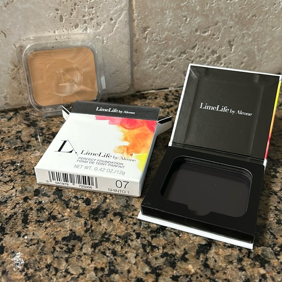 Limelight | Makeup | Limelife Perfect Foundation Color 7 Shinto New In ...